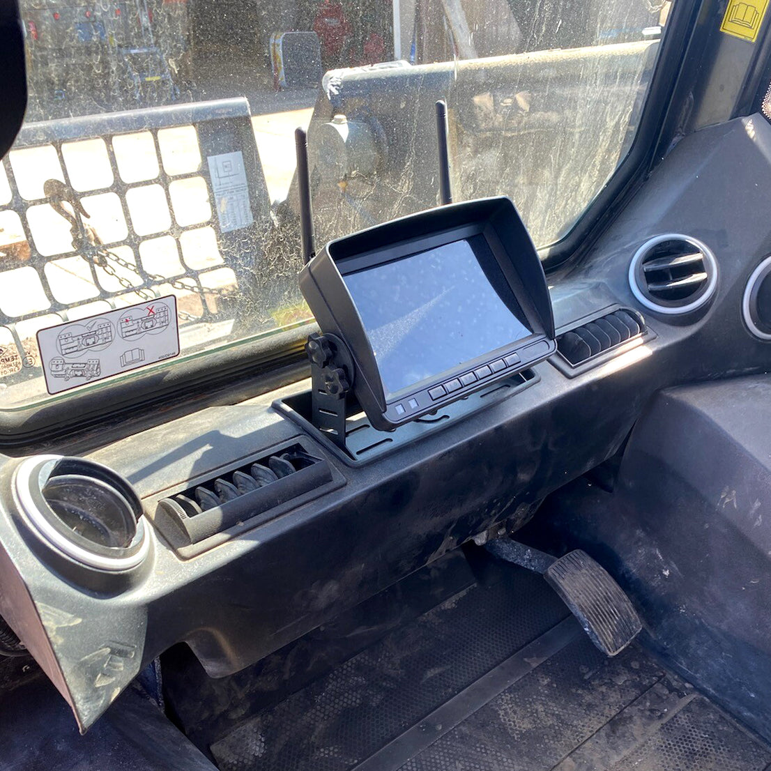 Wireless Backup Camera For Farmers Heavy Duty │ Agricameras LLC ...